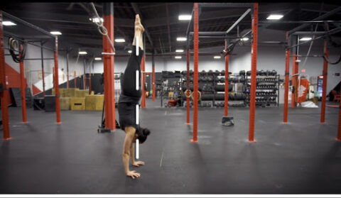 Mastering the Perfect Forward Handstand Walk: Breaking Down the ...