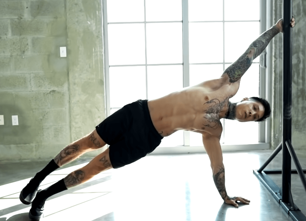 Human flag progression - Bodyweight Training Arena